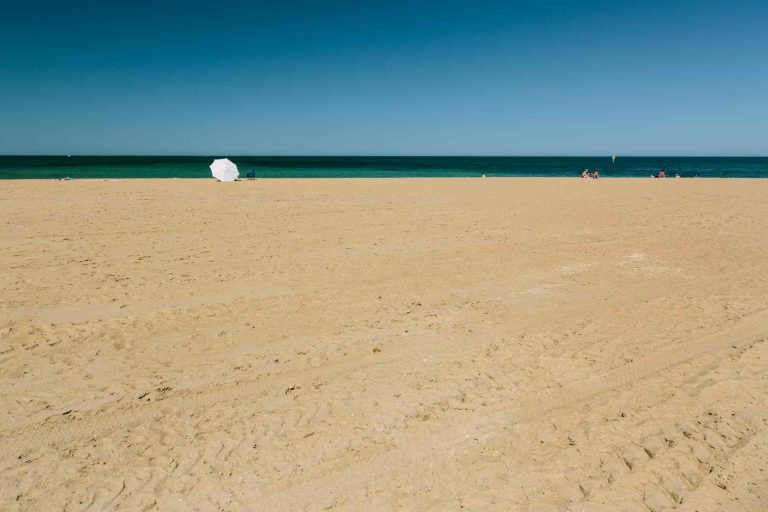 These 15 Stunning Melbourne Beaches Will Make You Want to Pack Your ...